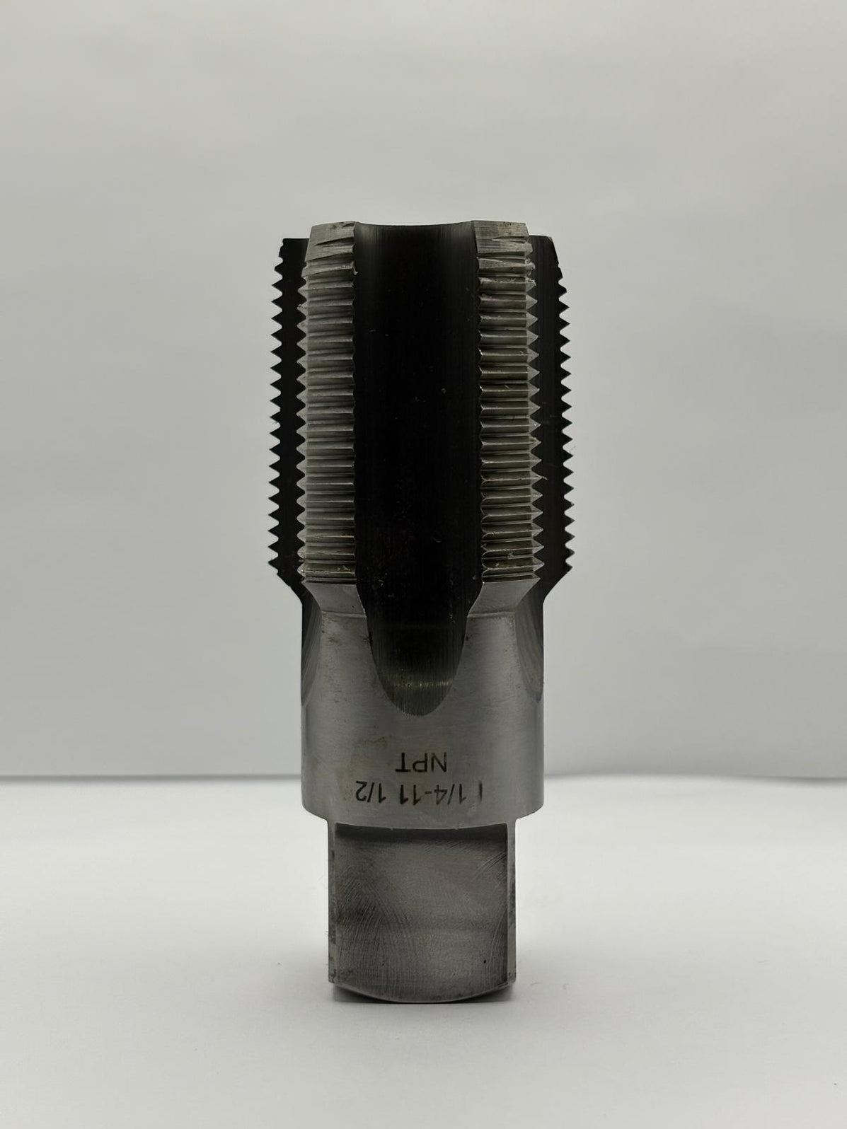 ITM 1-1/4" NPT TAPER PIPE TAP (Carbon) NPT8864 — North East Escalator Parts